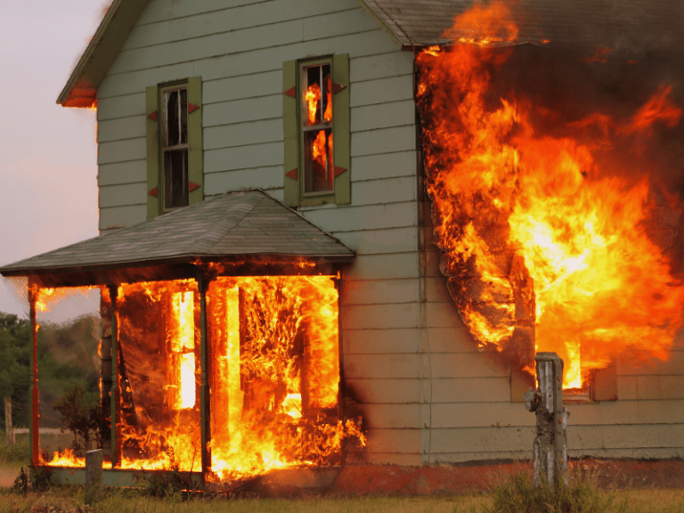 How Fast Does a House Fire Spread? A Minute-By-Minute Breakdown – A&A ...